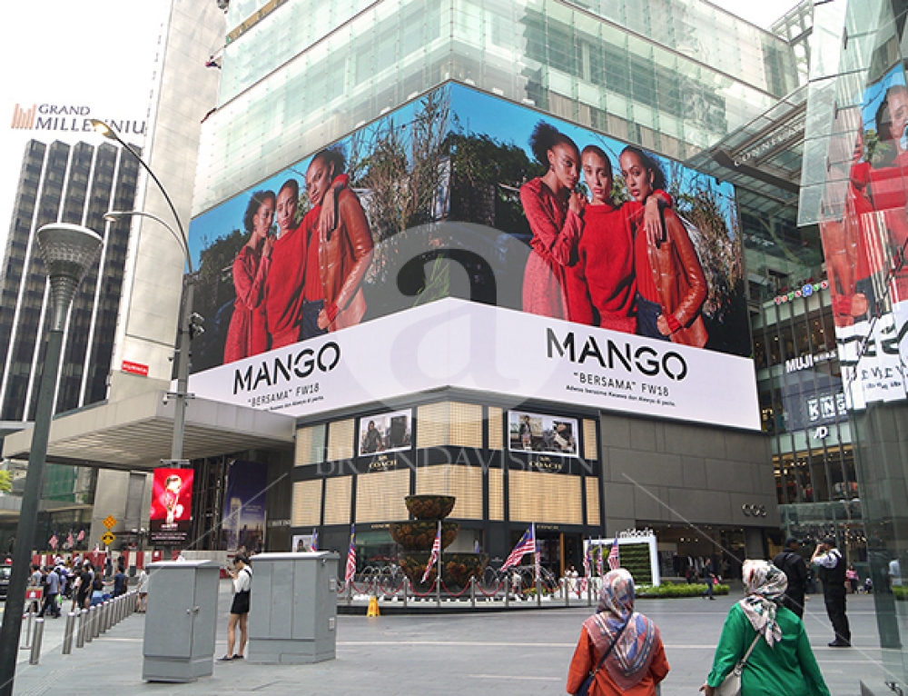 Chanel (Elite, Outdoor Led Screen) – Brandavision